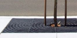 Tree grate | Rectangular tree grate | Recycled Plastic Tree Grate | 5 ...