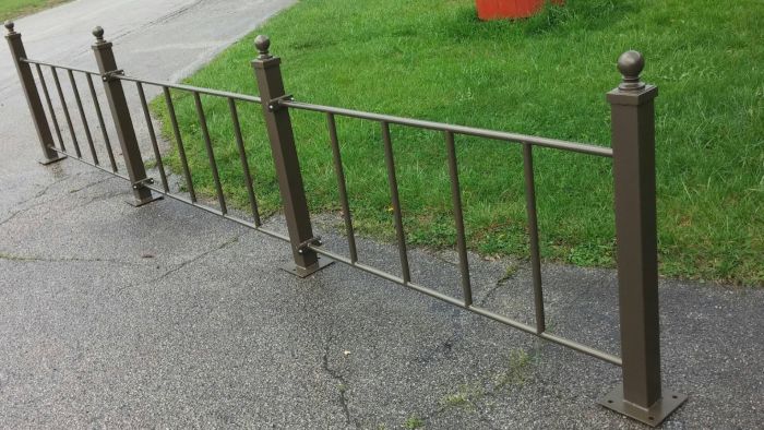 Fence Design Bike Rack/Barrier expandable - OCC Outdoors
